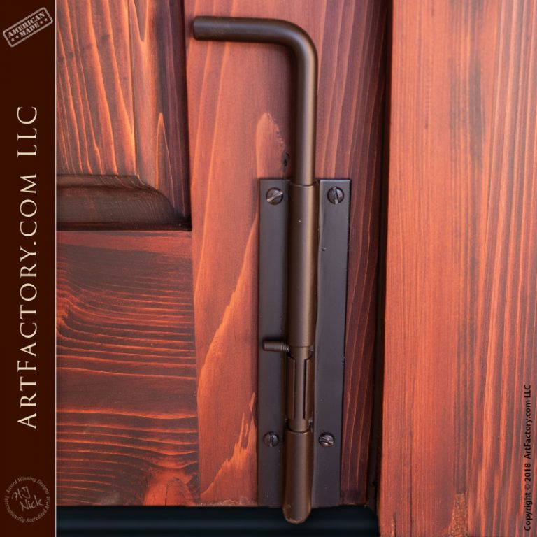 Forest Inspired Hand Carved Entrance: Custom Bucks In Nature Design