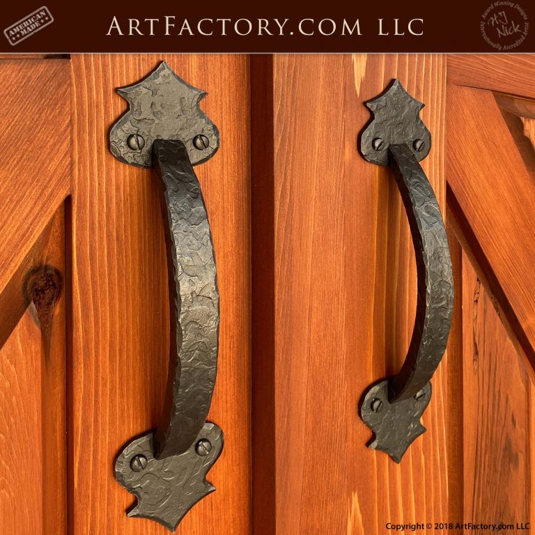 Double Courtyard Gates: Master Handcrafted From Genuine Solid Timber