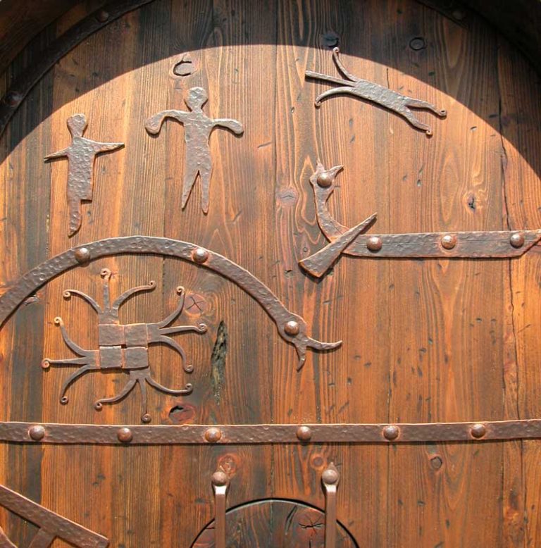 Entrance Gate| Vikings Iron Work Gates | Antique Gate | Wood Garden ...